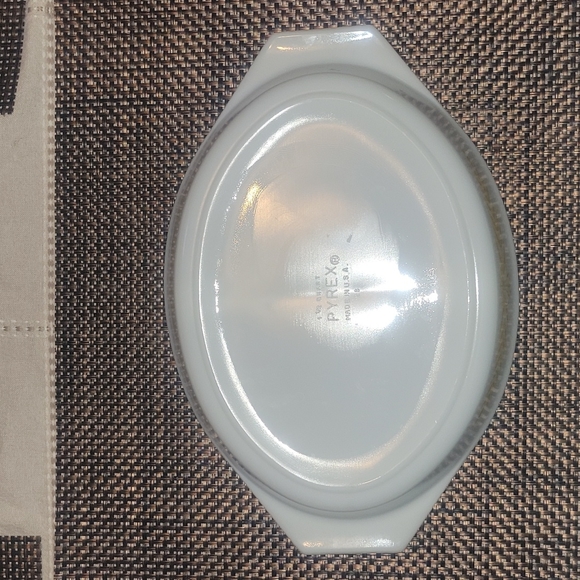 Pyrex | Dining | Vintage 96s Pyrex Royal Wheat Promotional 1 12 Quart ...